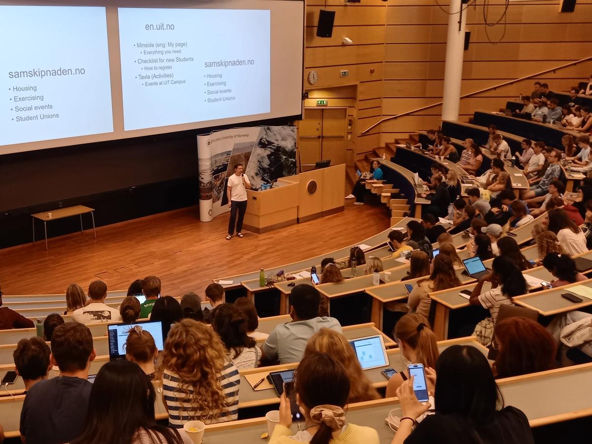 Semesterstart for utenlandske studenter ved UiT | UiT